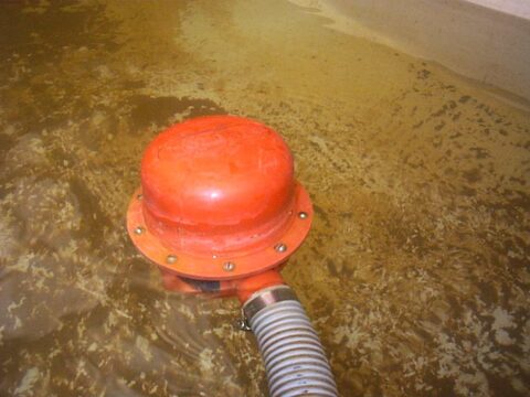 Dolphin Floating Strainers - Megator